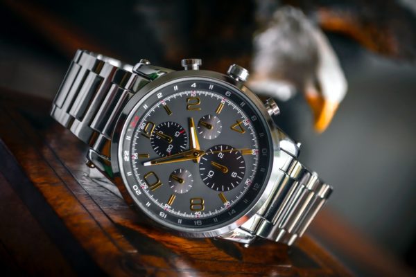 Chronograph Function: What Is It And How It Works? | Watch Researcher